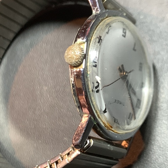 Timex | Accessories | Vintage Timex Wind Up Watch | Poshmark